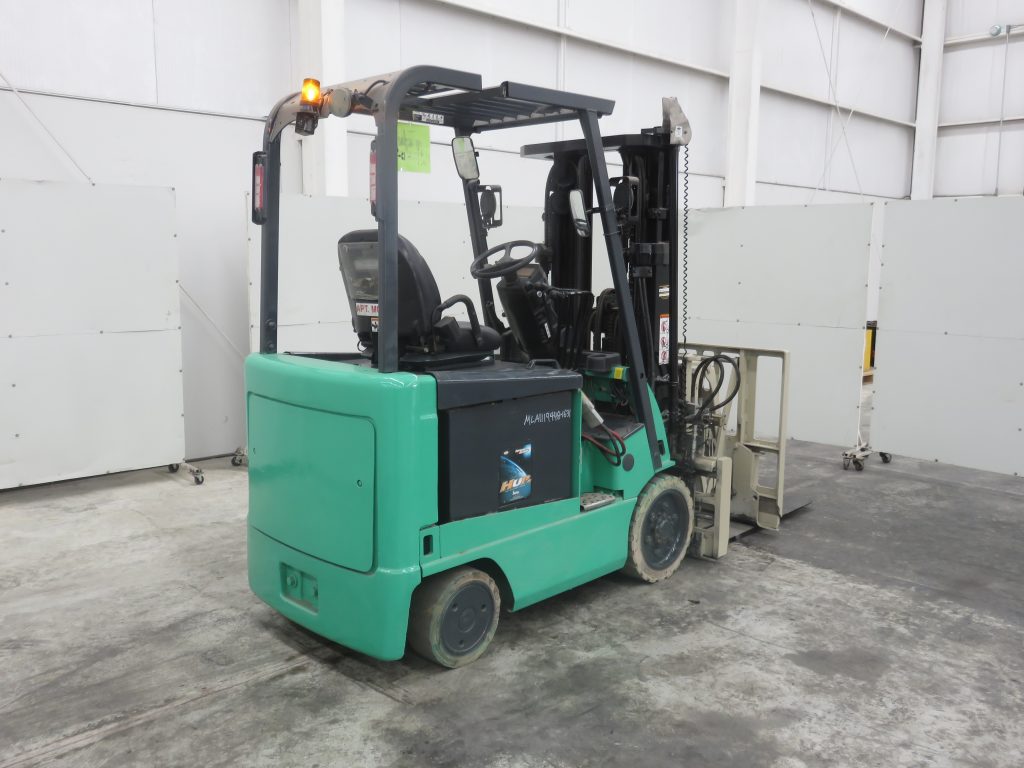 Montacargas Mitsubishi Fbc25N Hombre Sentado 5000 Lb Venta y Precios