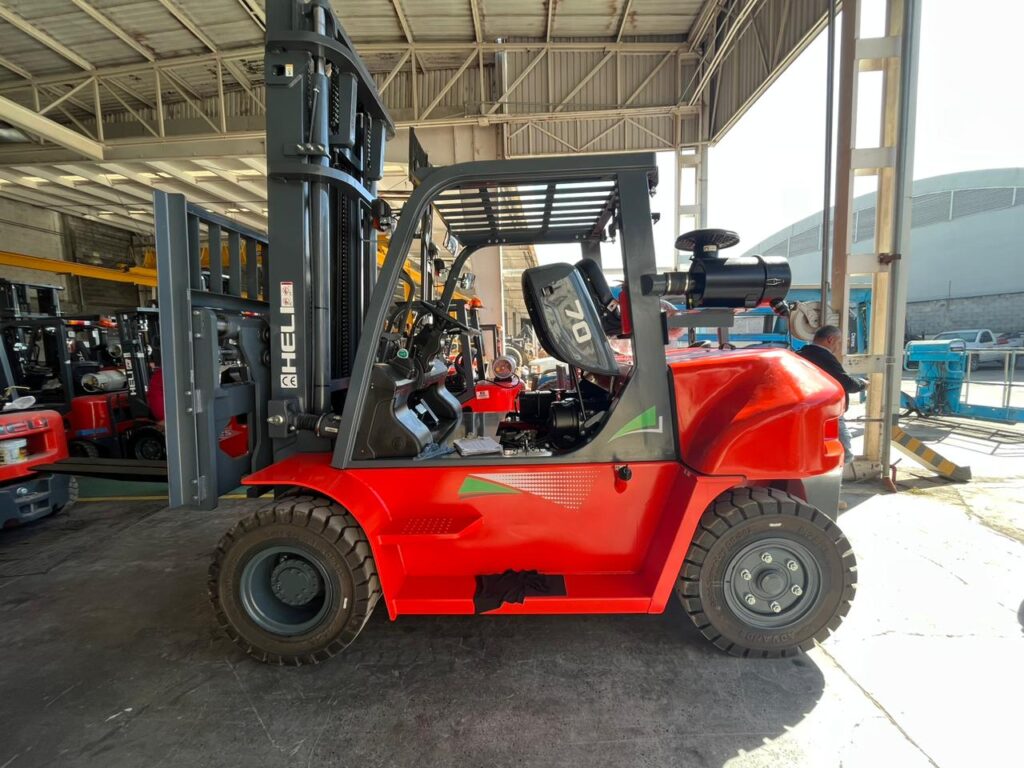 Montacargas Crown RC5530-30 Hombre Parado, Electrico, 3000 Lb, Semi ...